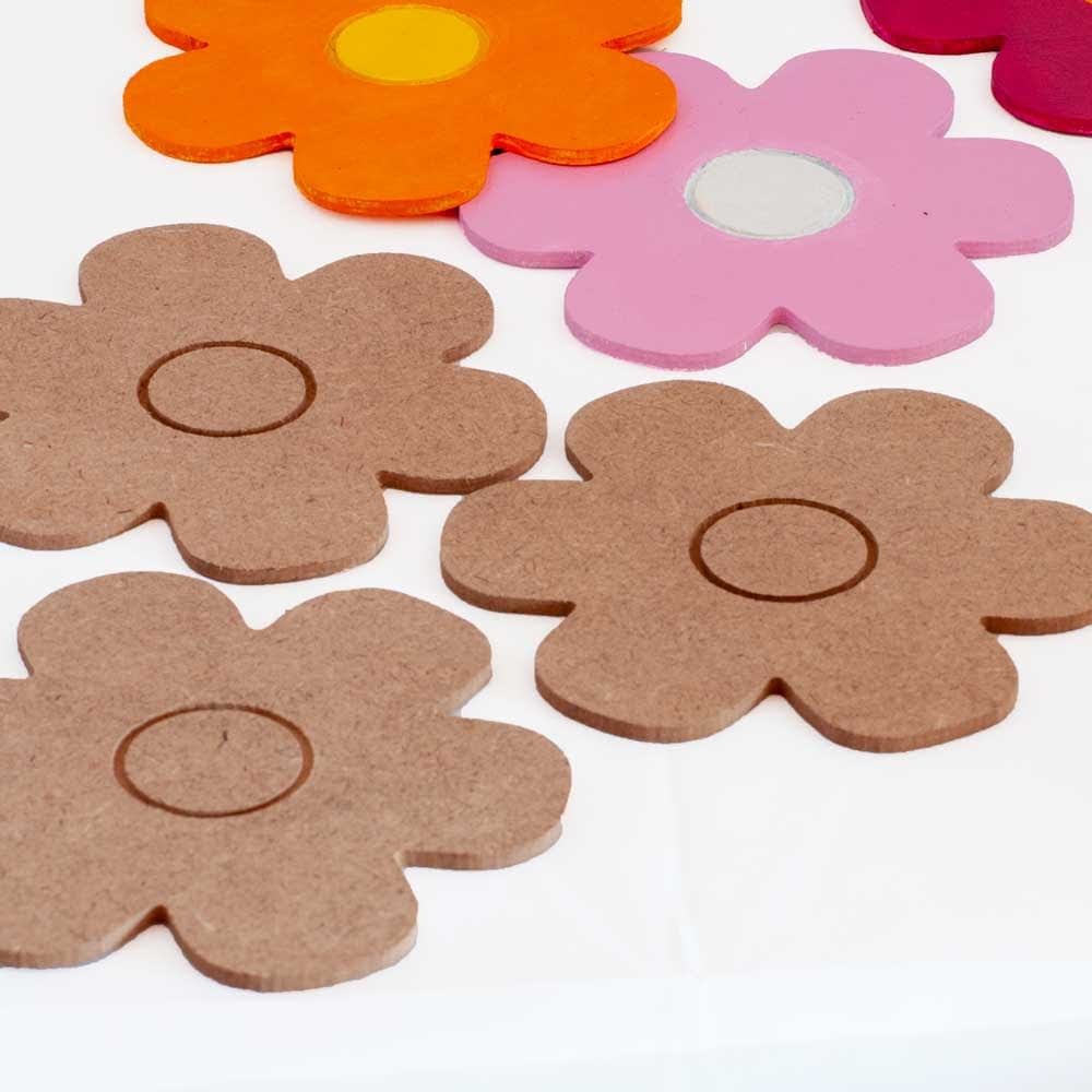 Large wooden cut-out flowers - Rockpaint